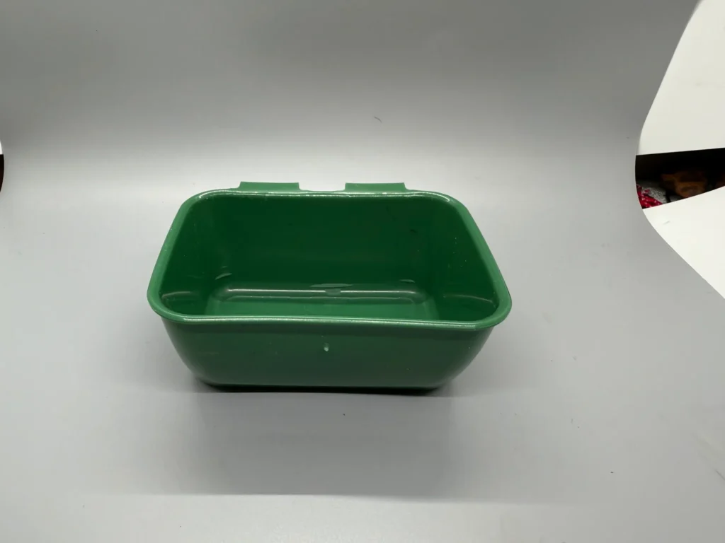 Buy Durable Feed Cups - gamefowlssupplies.com